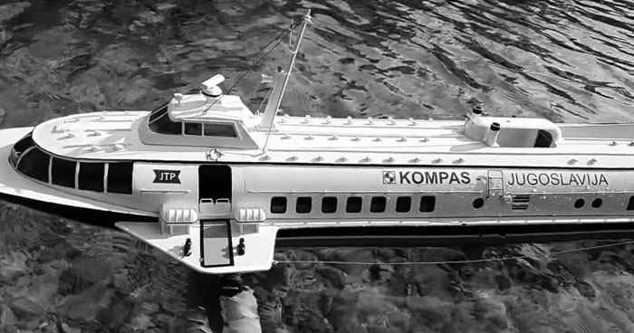 Se spomnite hidrogliserja Krila Pirana, s katerim smo včasih vozili na ...