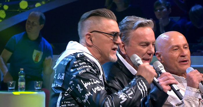 Miran Rudan, Božidar Wolfand in Ivan Hudnik zapeli uspešnico skupine ...