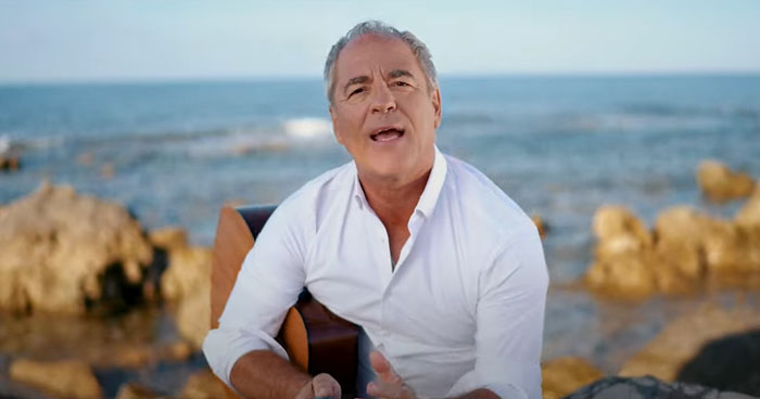 VIDEO: Vili Resnik navdušil Slovence: Predstavil je novo ljubezensko ...