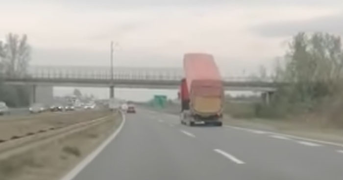 VIDEO: Dramatična nesreča pri Zagrebu: Tovornjak se je zaletel v nadvoz ...