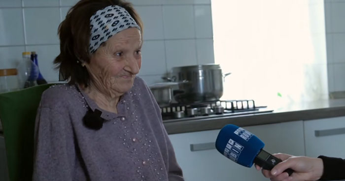 VIDEO: 98-letna babica osvojila srca Slovencev: Kar sama je odšla na ...